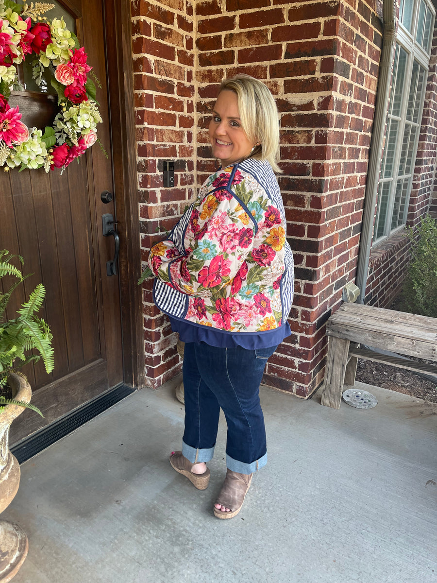 MAE FLORAL QUILTED JACKET – The Daisy Lou Boutique